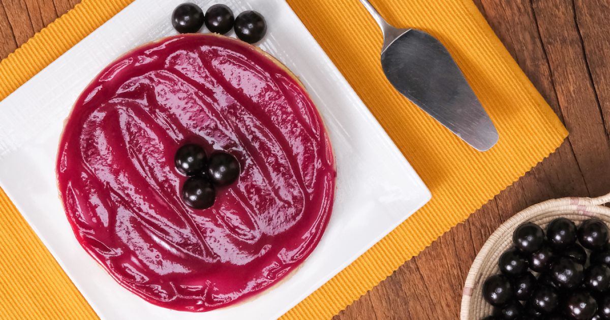 Torta de jabuticaba - Galo